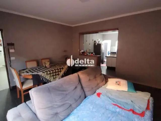 Casa / Sobrado para Venda em Uberlândia/MG Brasil 3 Quartos