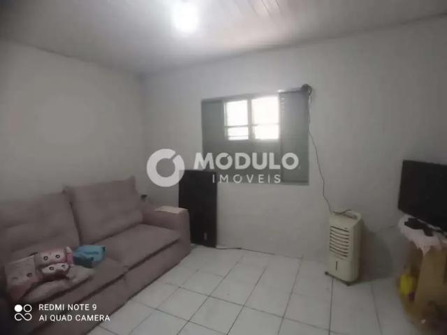 Casa / Sobrado para Venda em Uberlândia/MG Brasil 3 Quartos