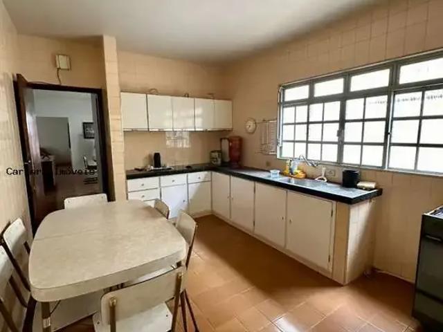 Casa / Sobrado para Venda em Uberlândia/MG Brasil 4 Quartos