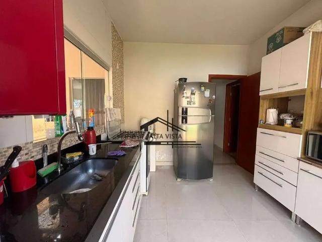Casa / Sobrado para Venda em Uberlândia/MG Gávea Sul 2 Quartos