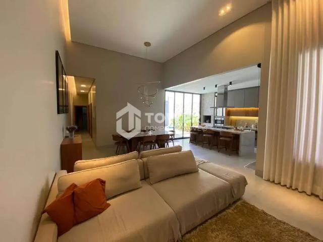 Casa / Sobrado para Venda em Uberlândia/MG Granada 3 Quartos