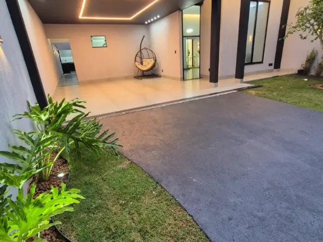 Casa / Sobrado para Venda em Uberlândia/MG Granada 3 Quartos