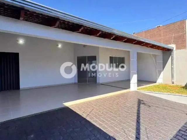 Casa / Sobrado para Venda em Uberlândia/MG Granada 3 Quartos
