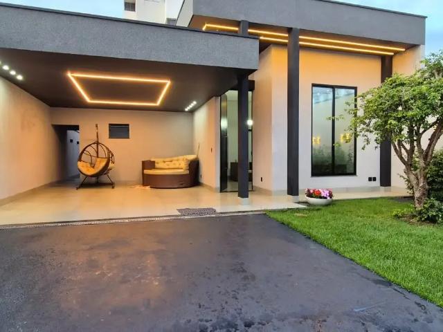 Casa / Sobrado para Venda em Uberlândia/MG Granada 3 Quartos
