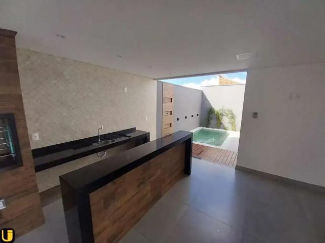 Casa / Sobrado para Venda em Uberlândia/MG Granada 3 Quartos