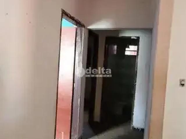Casa / Sobrado para Venda em Uberlândia/MG Granada 3 Quartos