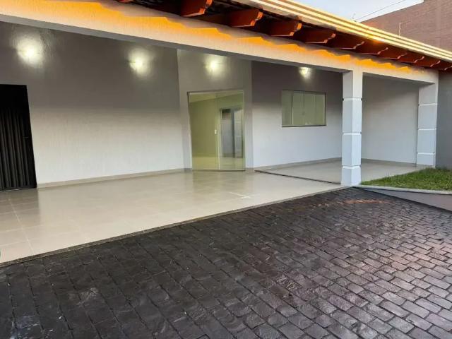 Casa / Sobrado para Venda em Uberlândia/MG Granada 3 Quartos