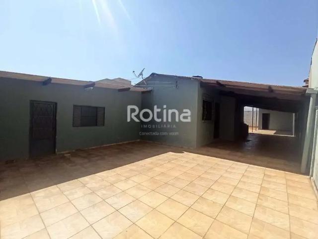Casa / Sobrado para Venda em Uberlândia/MG Granada 3 Quartos