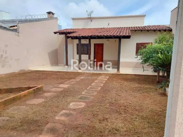Casa / Sobrado para Venda em Uberlândia/MG Granada 3 Quartos