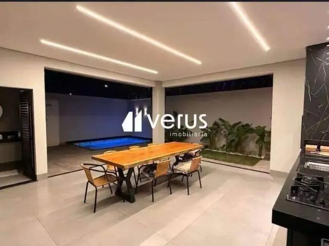 Casa / Sobrado para Venda em Uberlândia/MG Grand Ville 3 Quartos