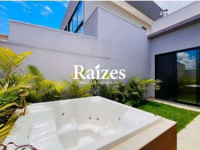 Casa / Sobrado para Venda em Uberlândia/MG Grand Ville 3 Quartos