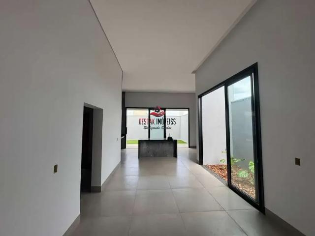 Casa / Sobrado para Venda em Uberlândia/MG Grand Ville 3 Quartos