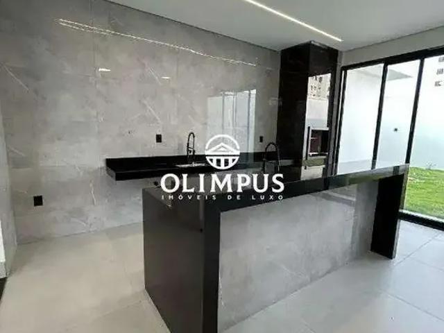 Casa / Sobrado para Venda em Uberlândia/MG Grand Ville 3 Quartos
