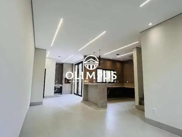 Casa / Sobrado para Venda em Uberlândia/MG Grand Ville 3 Quartos