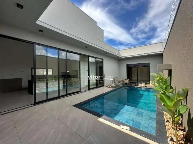 Casa / Sobrado para Venda em Uberlândia/MG Grand Ville 3 Quartos