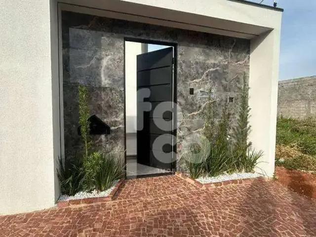 Casa / Sobrado para Venda em Uberlândia/MG Grand Ville 3 Quartos