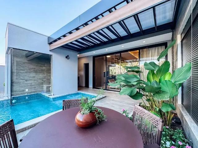 Casa / Sobrado para Venda em Uberlândia/MG Granja Marileusa 4 Quartos