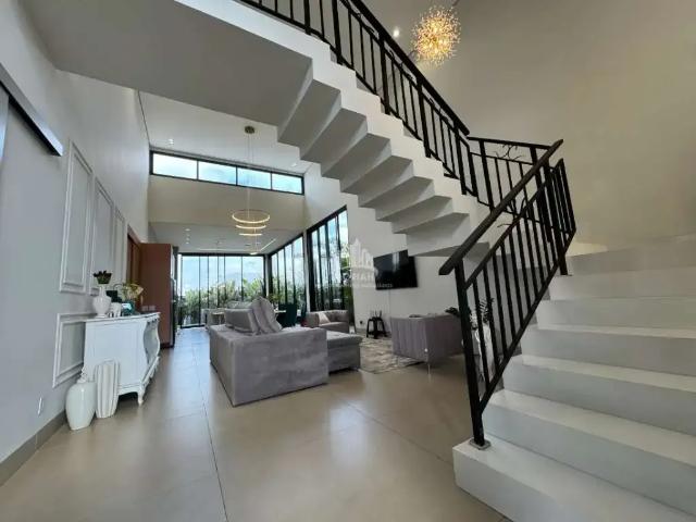 Casa / Sobrado para Venda em Uberlândia/MG Granja Marileusa 4 Quartos