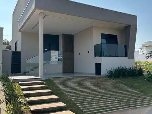 Casa / Sobrado para Venda em Uberlândia/MG Granja Marileusa 3 Quartos