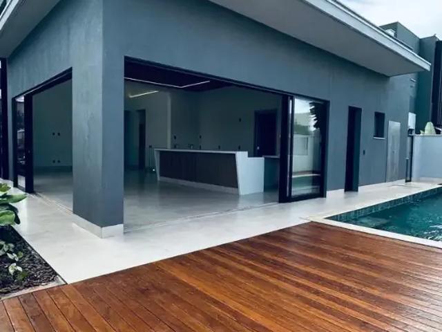 Casa / Sobrado para Venda em Uberlândia/MG Granja Marileusa 3 Quartos