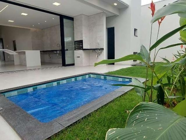 Casa / Sobrado para Venda em Uberlândia/MG Granja Marileusa 3 Quartos