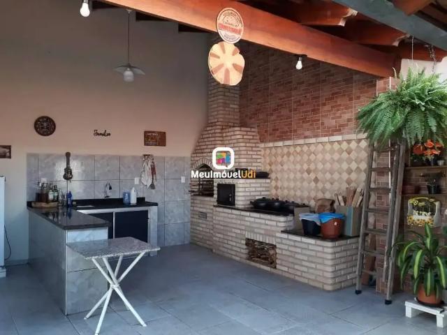 Casa / Sobrado para Venda em Uberlândia/MG Guarani 3 Quartos