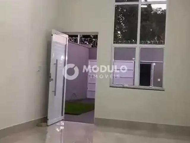 Casa / Sobrado para Venda em Uberlândia/MG Dona Zulmira 3 Quartos