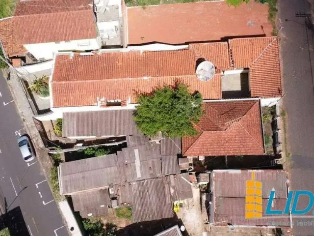 Casa / Sobrado para Venda em Uberlândia/MG Fundinho 3 Quartos