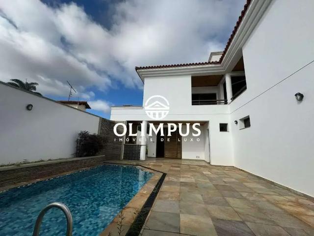 Casa / Sobrado para Venda em Uberlândia/MG Fundinho 3 Quartos