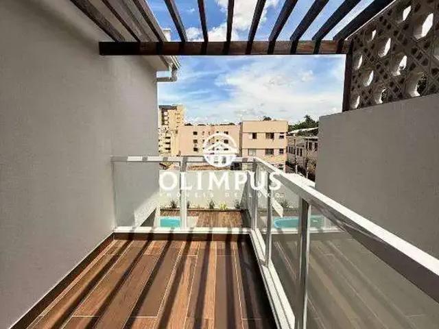Casa / Sobrado para Venda em Uberlândia/MG Fundinho 4 Quartos