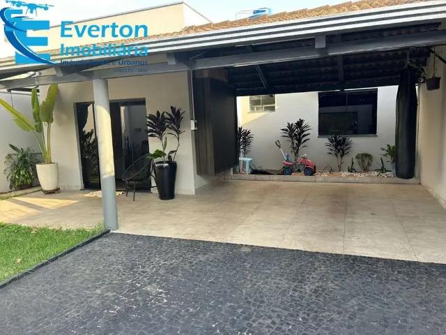 Casa / Sobrado para Venda em Uberlândia/MG Jaraguá 3 Quartos