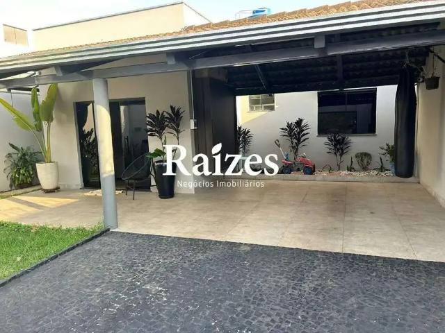 Casa / Sobrado para Venda em Uberlândia/MG Jaraguá 3 Quartos