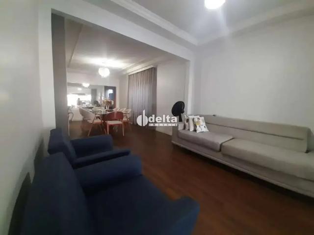 Casa / Sobrado para Venda em Uberlândia/MG Jaraguá 3 Quartos