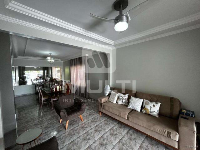 Casa / Sobrado para Venda em Uberlândia/MG Jaraguá 3 Quartos