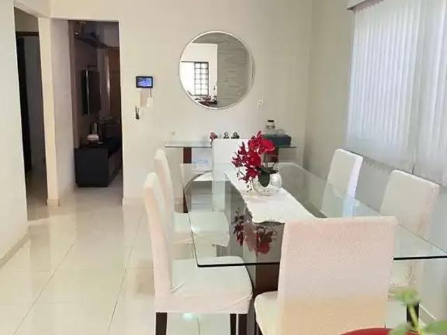 Casa / Sobrado para Venda em Uberlândia/MG Jardim América I 3 Quartos