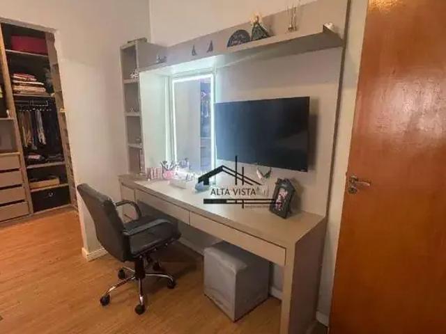 Casa / Sobrado para Venda em Uberlândia/MG Jardim América I 3 Quartos