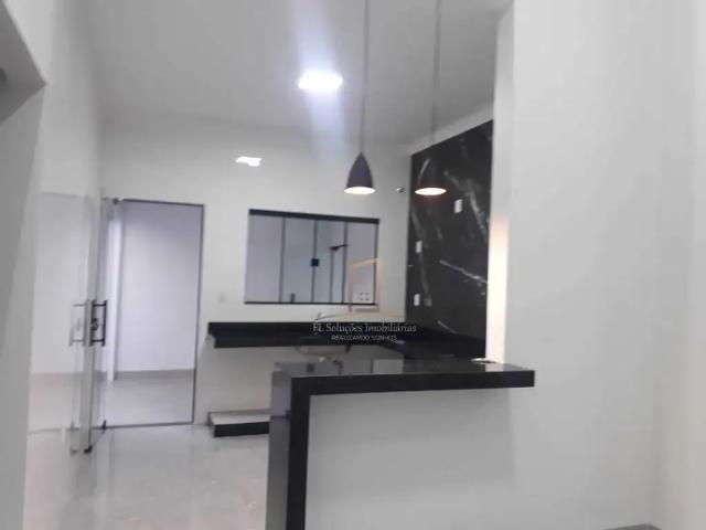 Casa / Sobrado para Venda em Uberlândia/MG Jardim América I 3 Quartos
