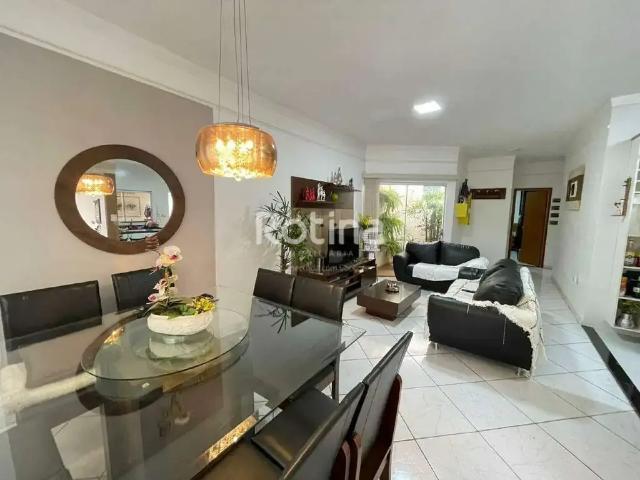Casa / Sobrado para Venda em Uberlândia/MG Jardim Botânico 3 Quartos