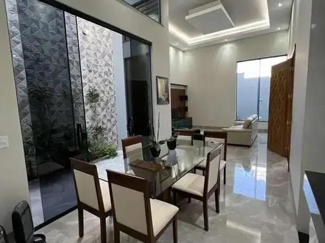 Casa / Sobrado para Venda em Uberlândia/MG Jardim Botânico 3 Quartos