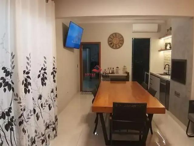 Casa / Sobrado para Venda em Uberlândia/MG Jardim Botânico 3 Quartos