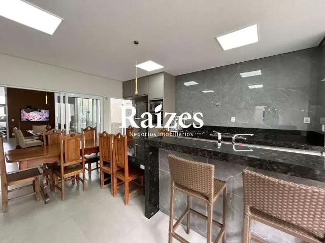 Casa / Sobrado para Venda em Uberlândia/MG Jardim Botânico 3 Quartos