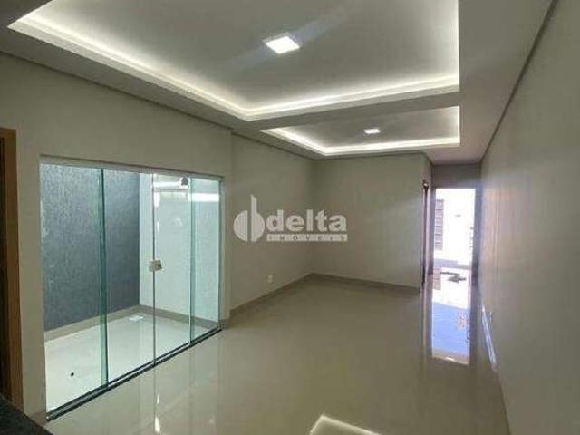 Casa / Sobrado para Venda em Uberlândia/MG Jardim Brasília 2 Quartos