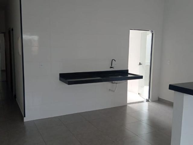 Casa / Sobrado para Venda em Uberlândia/MG Jardim Brasília 2 Quartos