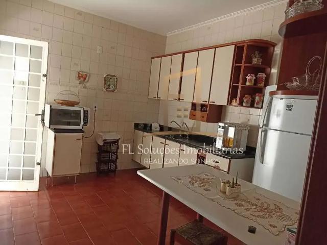 Casa / Sobrado para Venda em Uberlândia/MG Jardim Brasília 3 Quartos