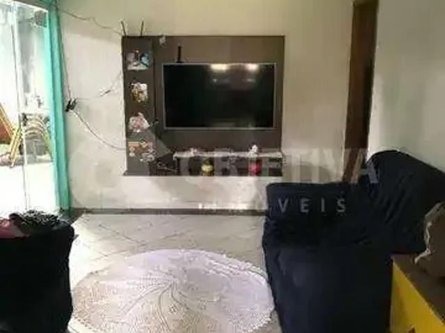 Casa / Sobrado para Venda em Uberlândia/MG Jardim Califórnia 4 Quartos