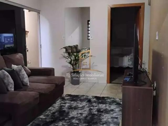 Casa / Sobrado para Venda em Uberlândia/MG Jardim Canaã 3 Quartos