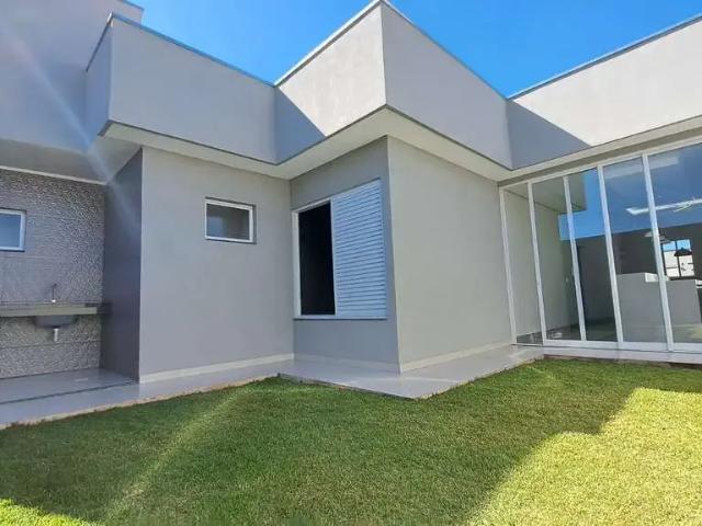 Casa / Sobrado para Venda em Uberlândia/MG Jardim Canaã 3 Quartos
