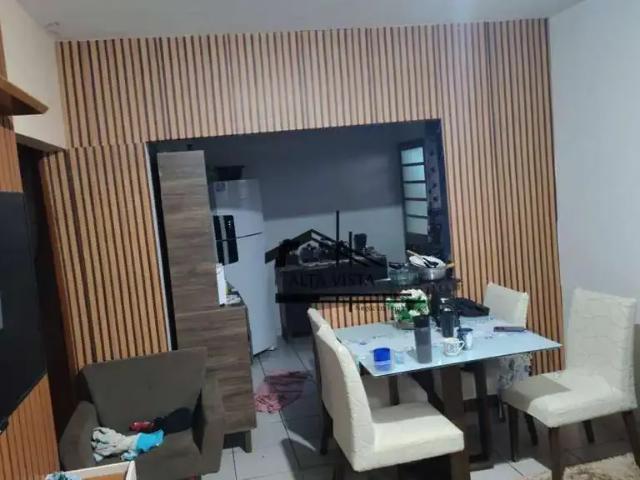 Casa / Sobrado para Venda em Uberlândia/MG Jardim Canaã 2 Quartos