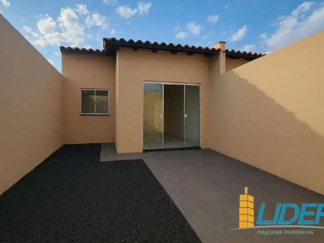 Casa / Sobrado para Venda em Uberlândia/MG Jardim Canaã 2 Quartos