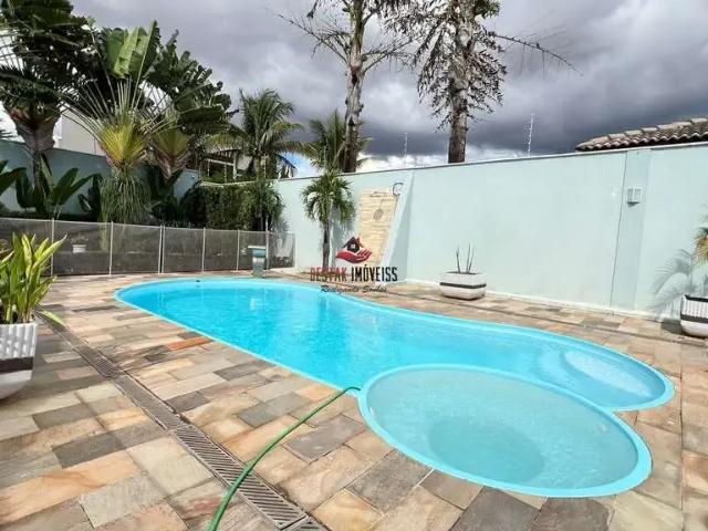 Casa / Sobrado para Venda em Uberlândia/MG Jardim das Acácias 4 Quartos